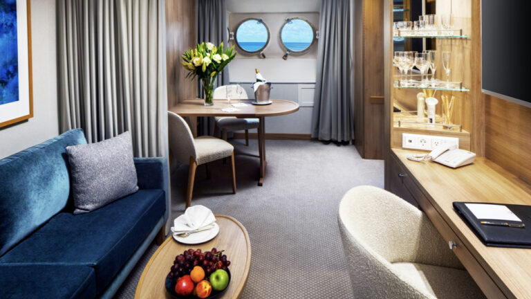 Staterooms & Suites - SeaDream Yacht Club